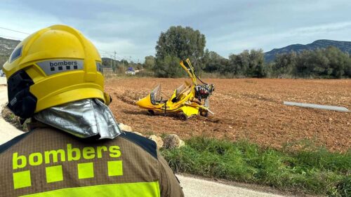 S'accidenta un autogir al camp d'aviació d'Ulldecona i deixa l'ocupant ...